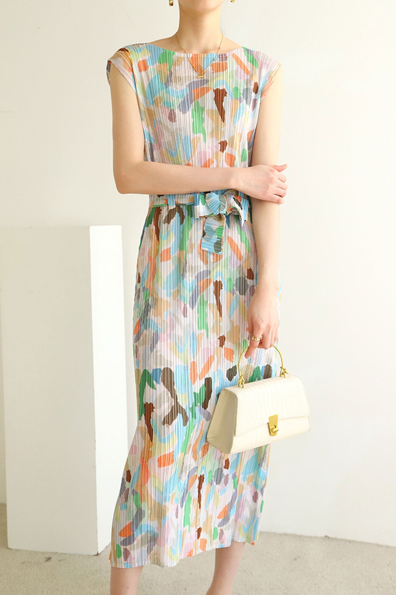 Full Pleated Printed Back Slit Dress – Godu Shop