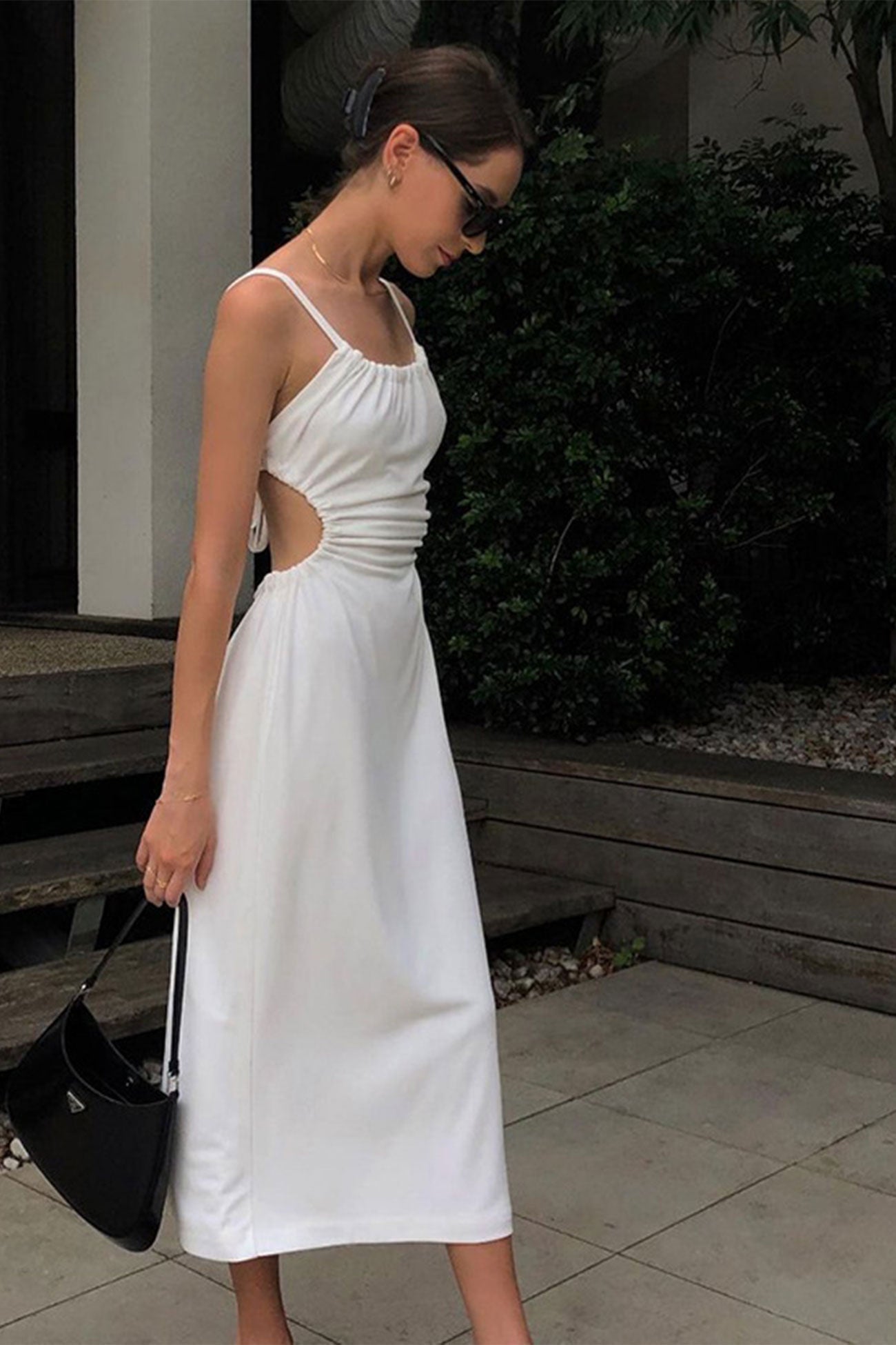 Cut-out Backless Strappy White Dress – Godu Shop